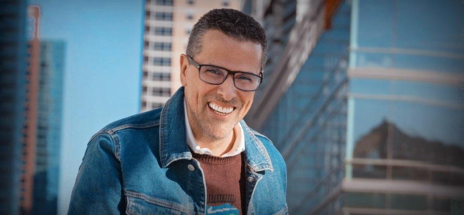 Cursos - Marco Antonio Regil